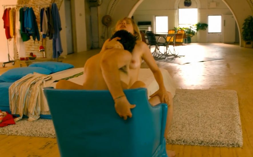 Michelle Williams Explicit Sex In Take This Waltz Movie Free Video