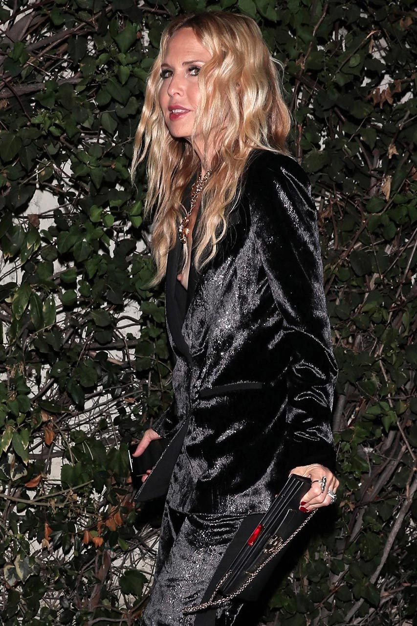 Rachel Zoe Nude Nipples In Los Angeles Scandal Planet