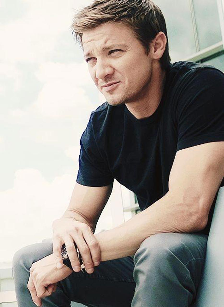 Jeremy Renner Nude Leaked Pics And Jerking Off Porn Scandal Planet