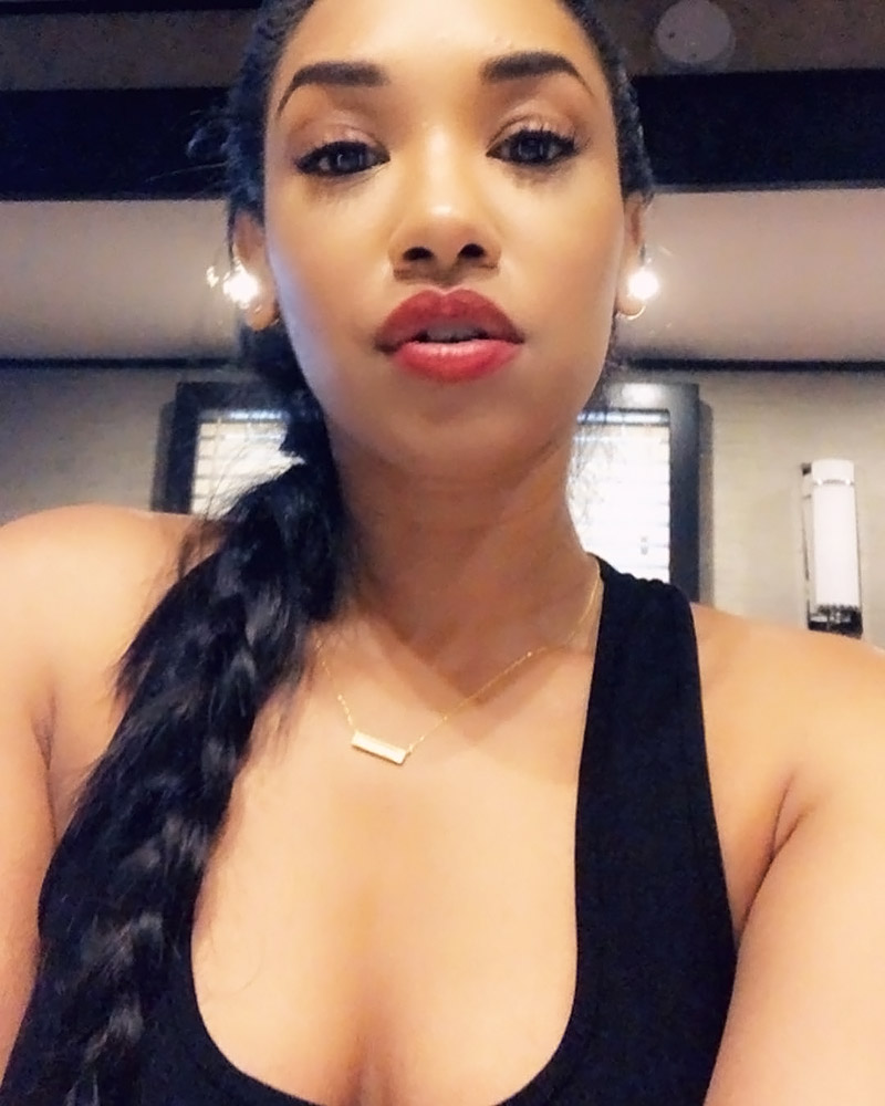 Candice Patton Nude And Sexy Pics And Hot Scenes Scandal Planet