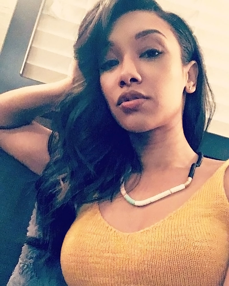 Candice Patton Nude And Sexy Pics And Hot Scenes Scandal Planet